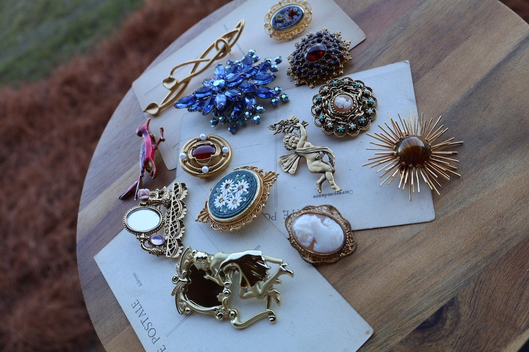 Mostly Signed Brooches, Several Styles - Etsy