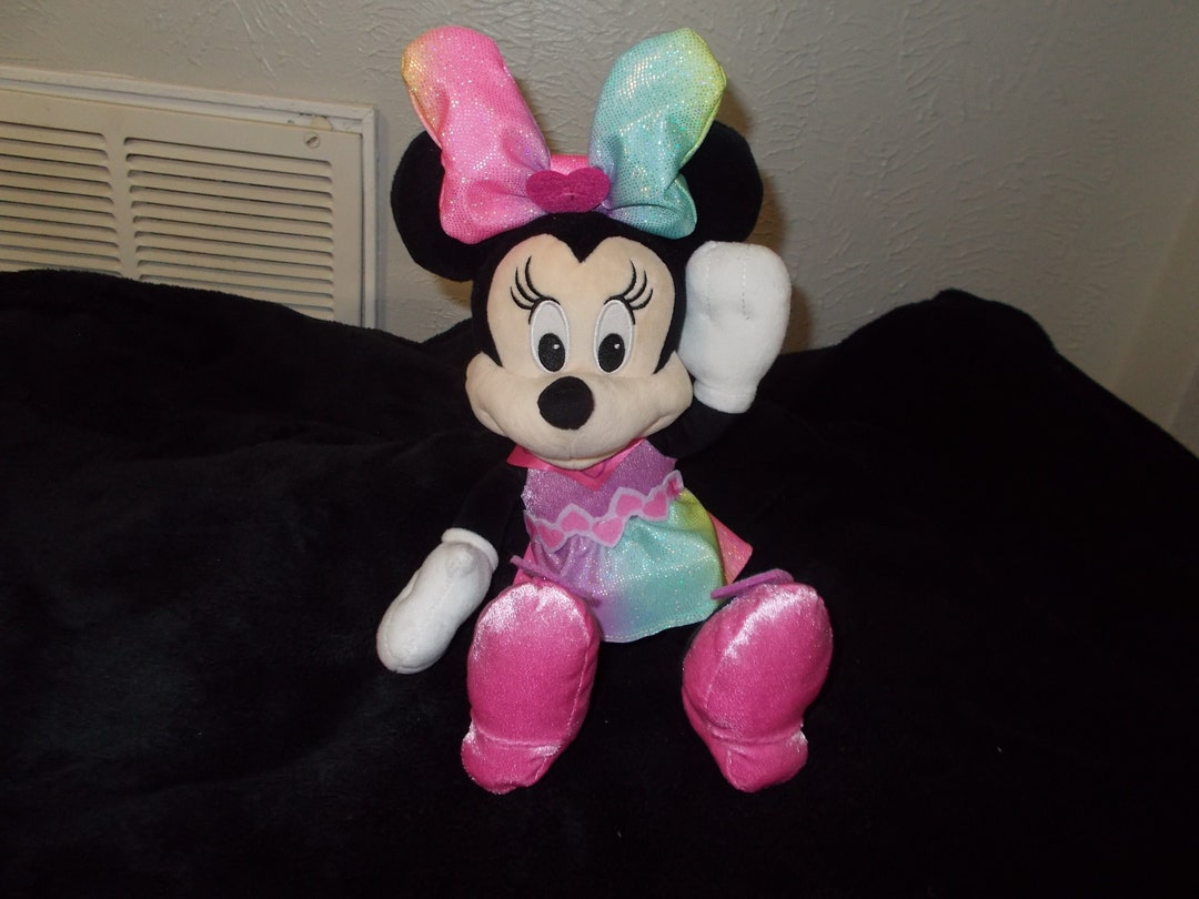 VTG Singing/talking Minnie Mouse - Etsy