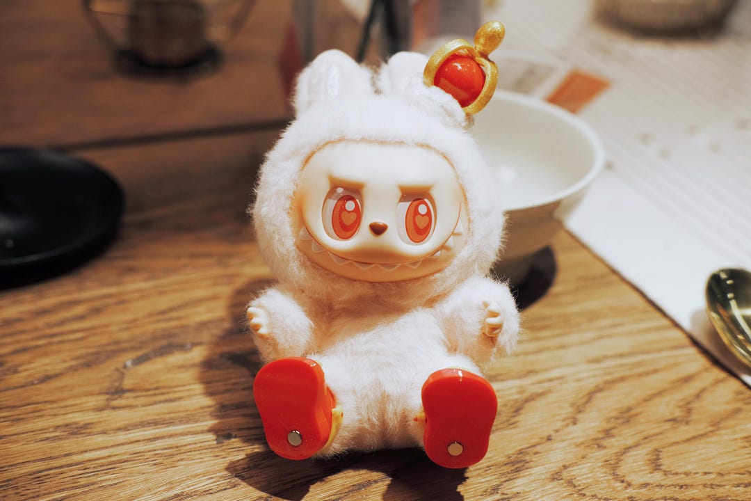 Labubu King Set-handmade Crown and Shoes, Customizable Color & Size ...