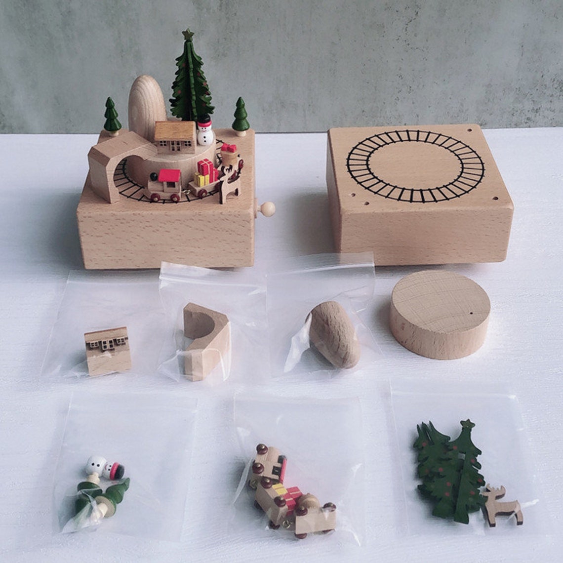 DIY Wooden Music Box Creative Vintage Rotating Octave Box DIY Christmas ...