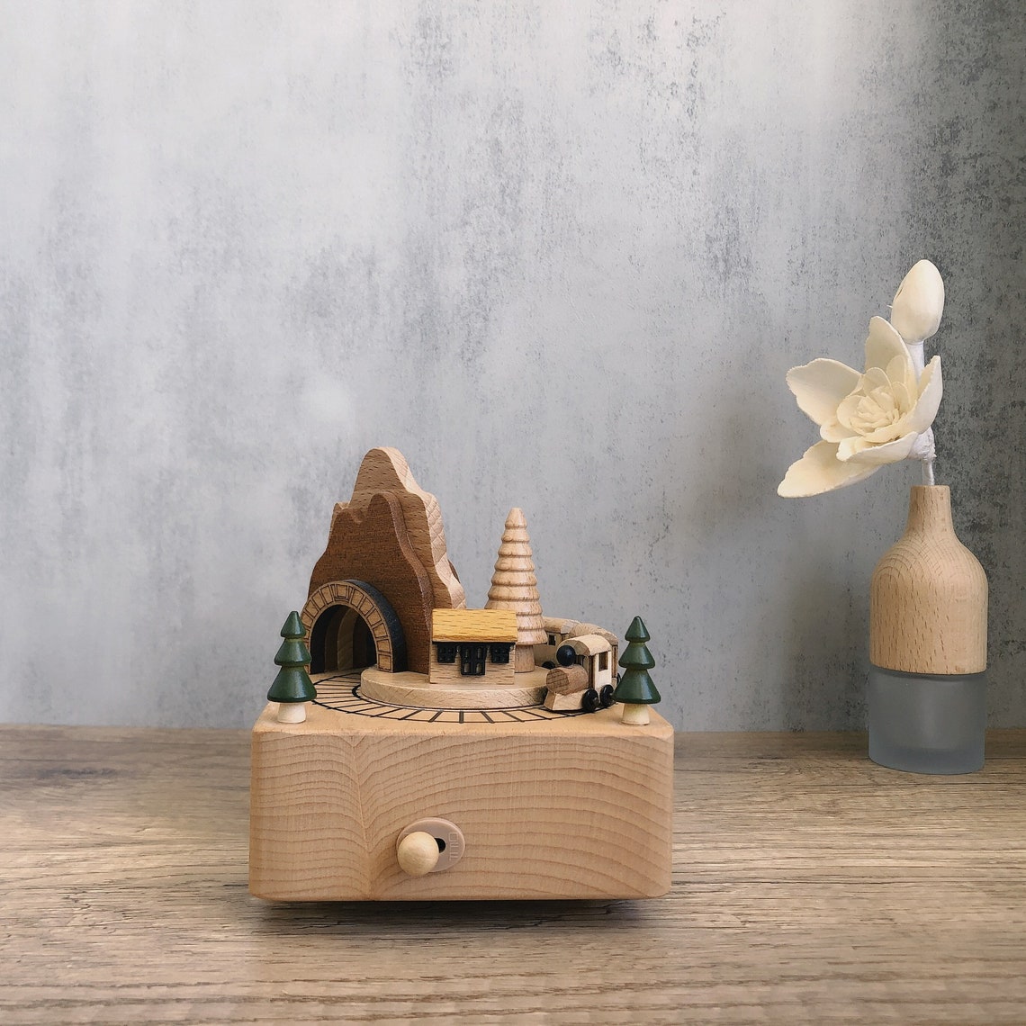 DIY Wooden Music Box Creative Vintage Rotating Octave Box DIY Christmas ...