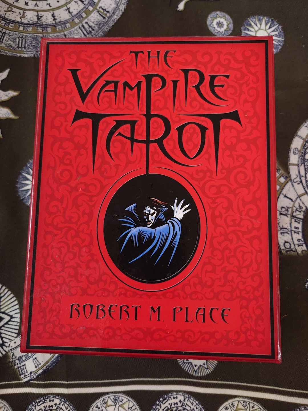 The Vampire Tarot. First Edition. Tarot Deck and Accompanying Guidebook ...