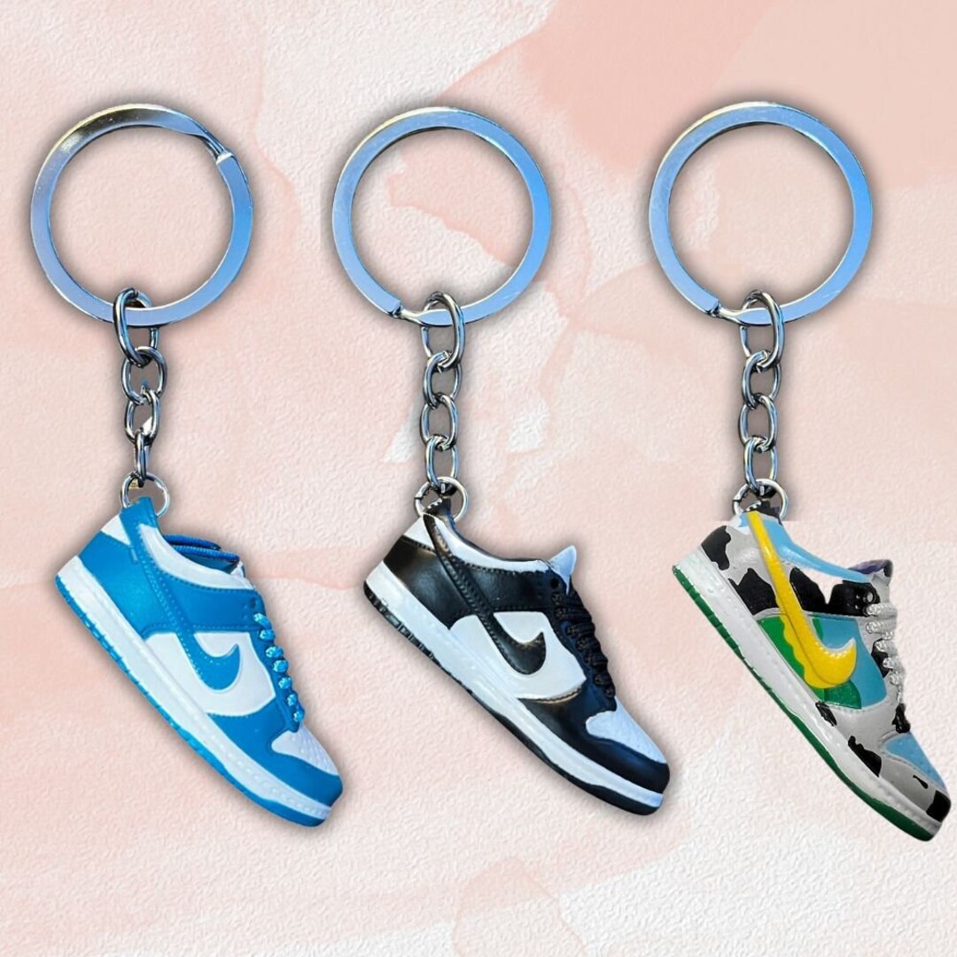 SB Dunk Trainer 3D Keyring Keychain Miniature Sneaker Accessory Perfect ...