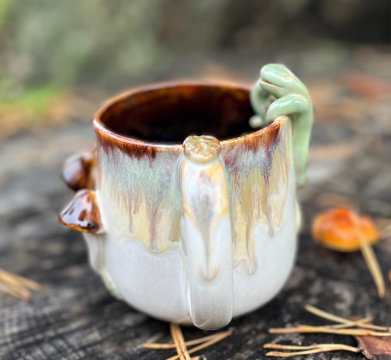 Funny Mug With Frog and Mushrooms, 10 Fl Oz / 300 Ml, Ceramic Mug ...