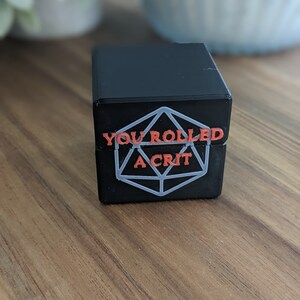 D20 You Rolled a Crit Ring Box (unique Proposal, Gift, Ring Bearer, Ect ...