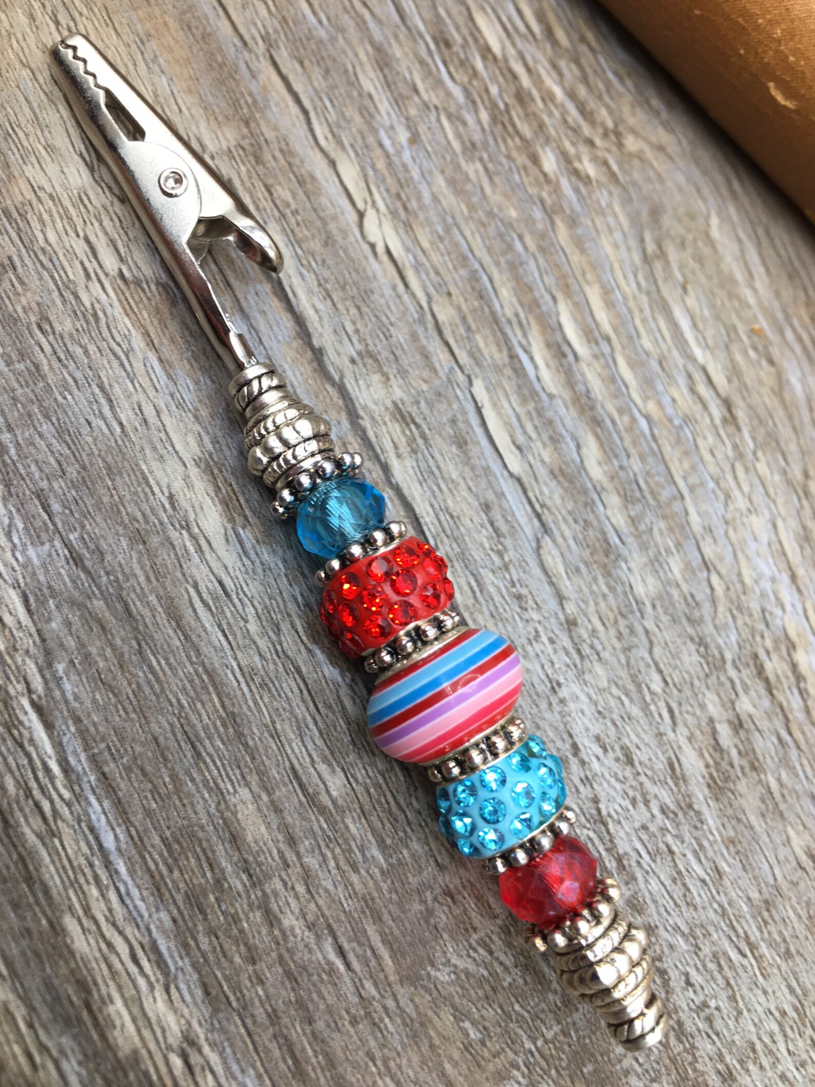 Hour - Bracelet Helper, Beaded Card Clip, Multi-use Clip, Clip for Long ...