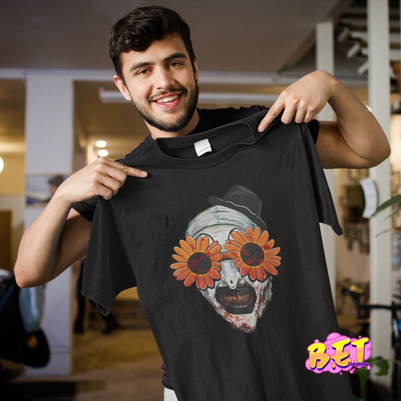 Art the Clown Terrifier 2 Sunflower Sunglasses Classic T-shirt, Art the ...