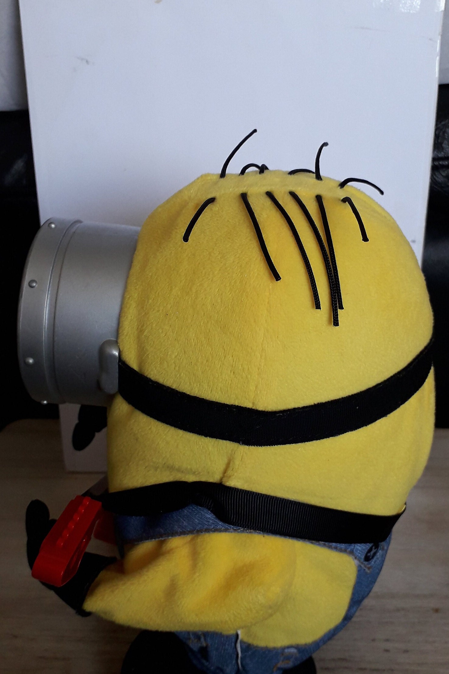 Despicable Me Minion Rock N Roll Dances Sings and Plays Guitar - Etsy