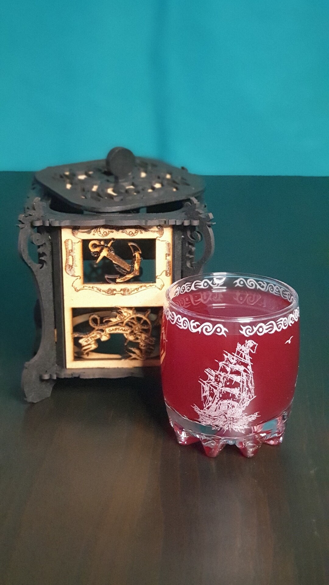 Engraved Sailboat Glasses in Carved Gift Box, Sailor Whiskey Glasses ...