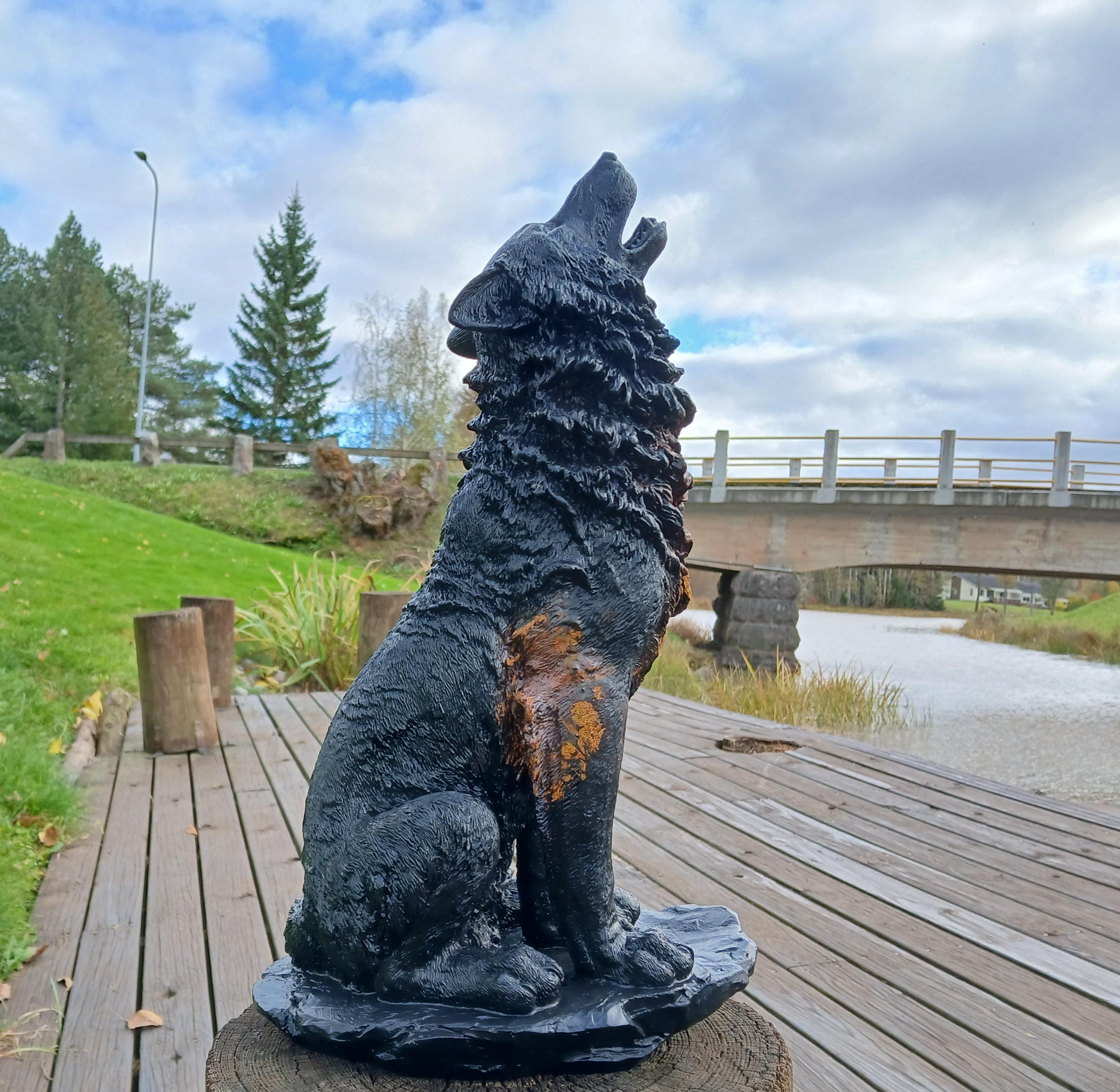 Handmade Seated Wolf Sculpture: Antique Style Outdoor Decor (16 Inch ...