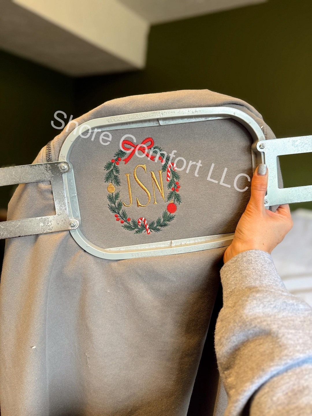Christmas Monogram Frame Embroidery Design | Holiday Wreath Embroidery ...
