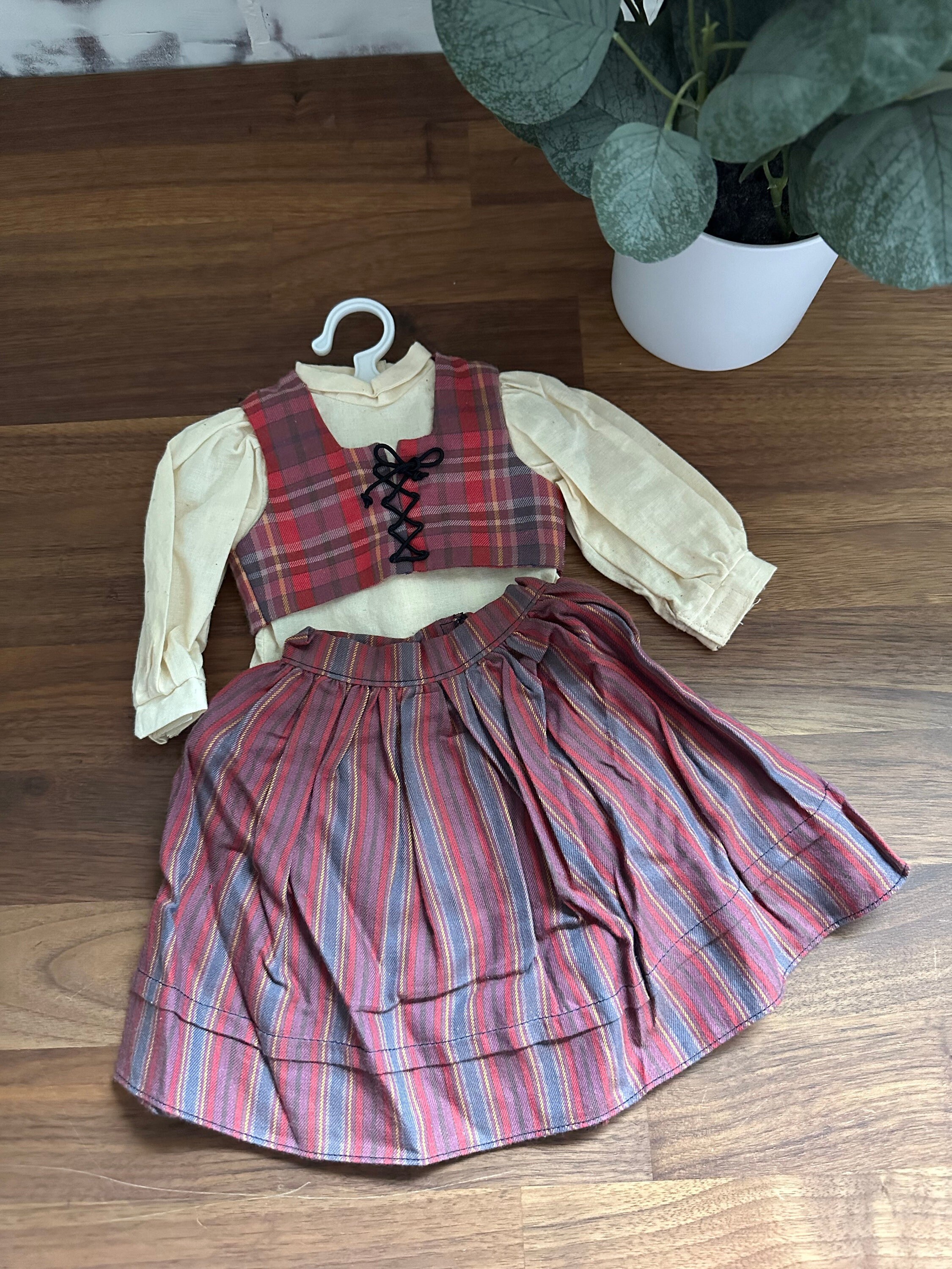 American Girl Pleasant Company Kirsten s Swedish Dirndl Dress Excellent Vintage Condition Retired Incomplete Set