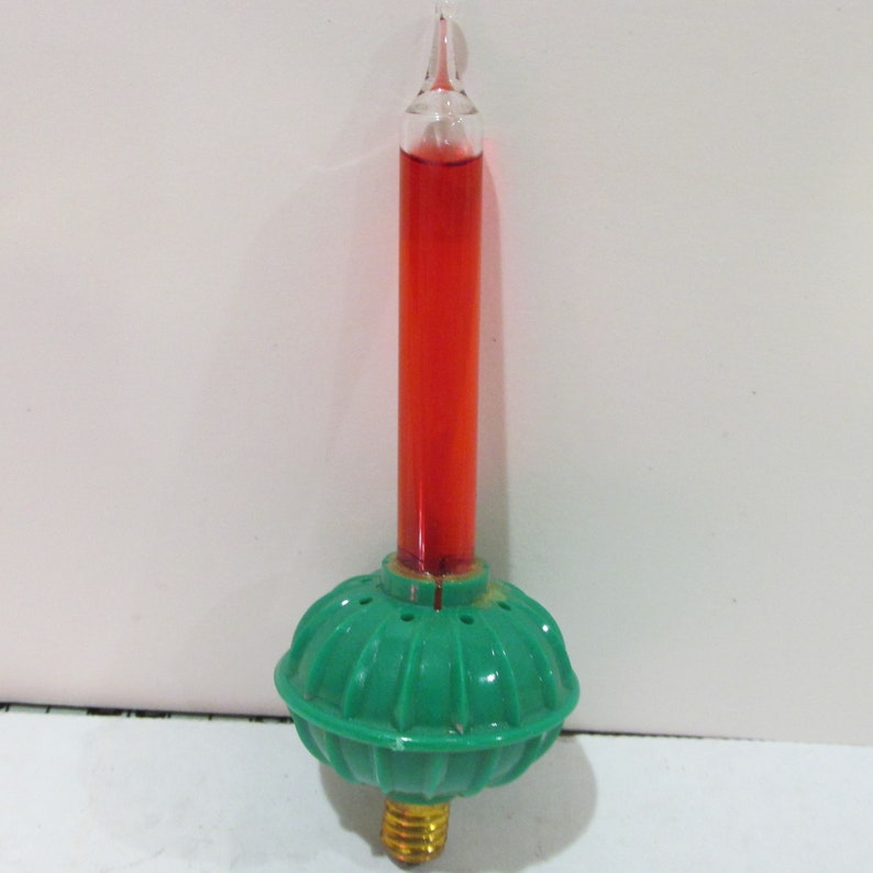 2 1950s Vintage Paramount Solid Green Yellow Biscuit Base 4.5 Christmas ...