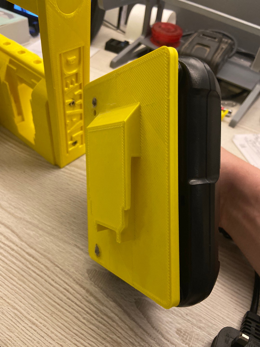 3d Printed Backing Plate Mount for Dewalt Charger - Etsy