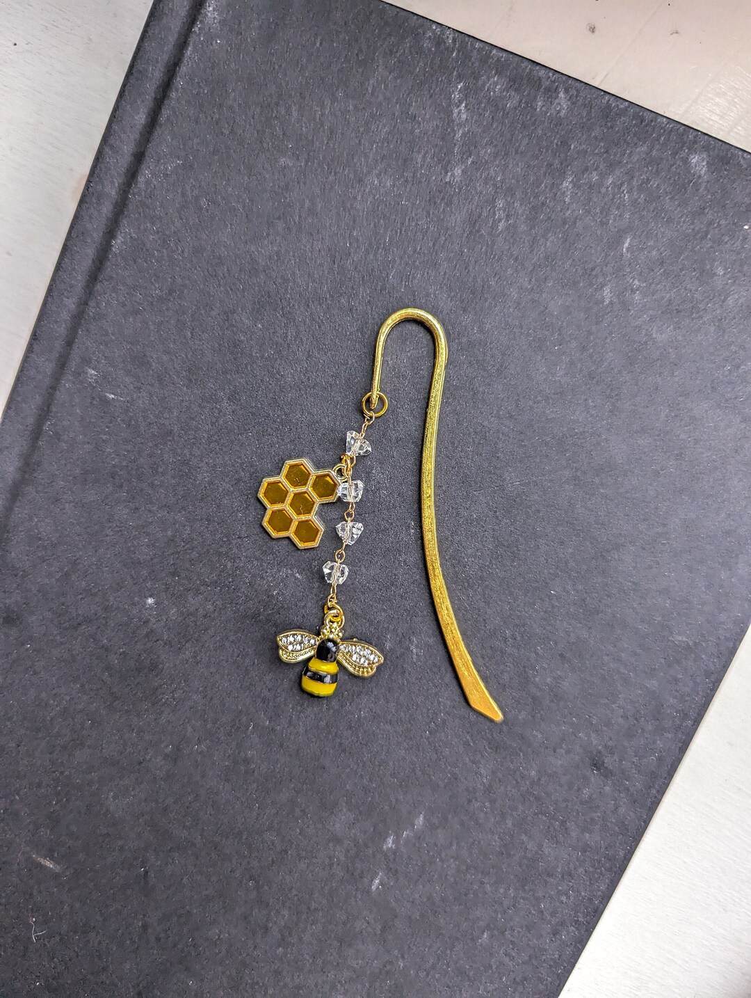 Marque-page crochet doré abeille et nid d'abeille, guirlande de fées ...