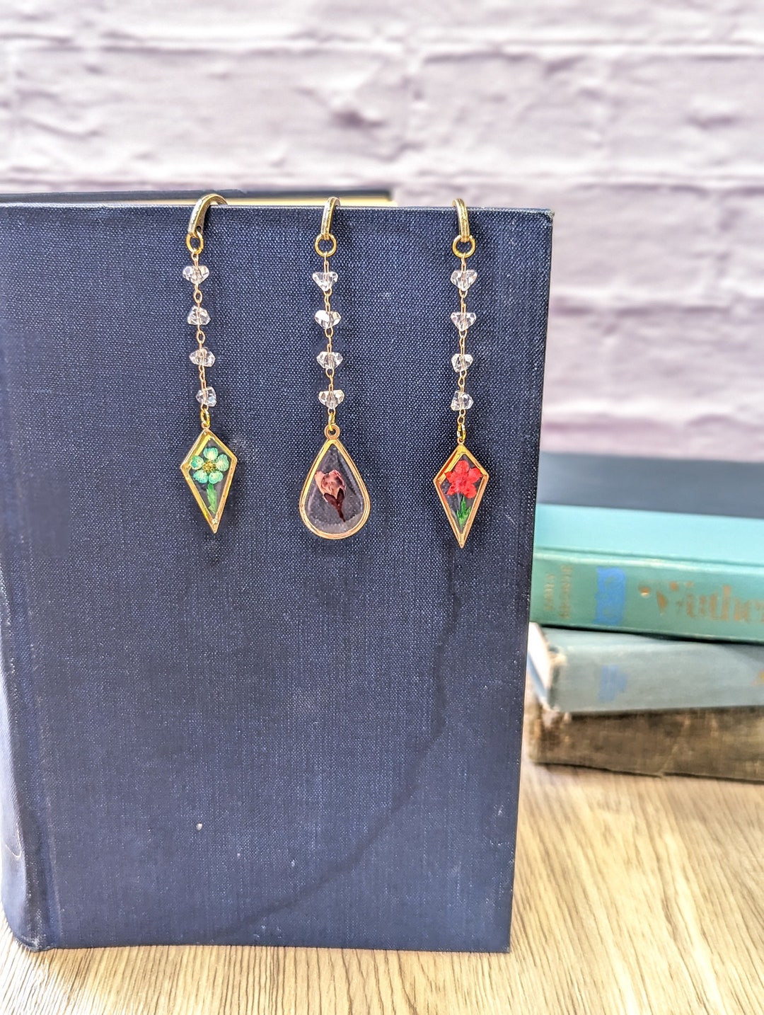 Dried Pressed Flower Resin Bookmark, Fairycore, Bronze Metal Hook ...