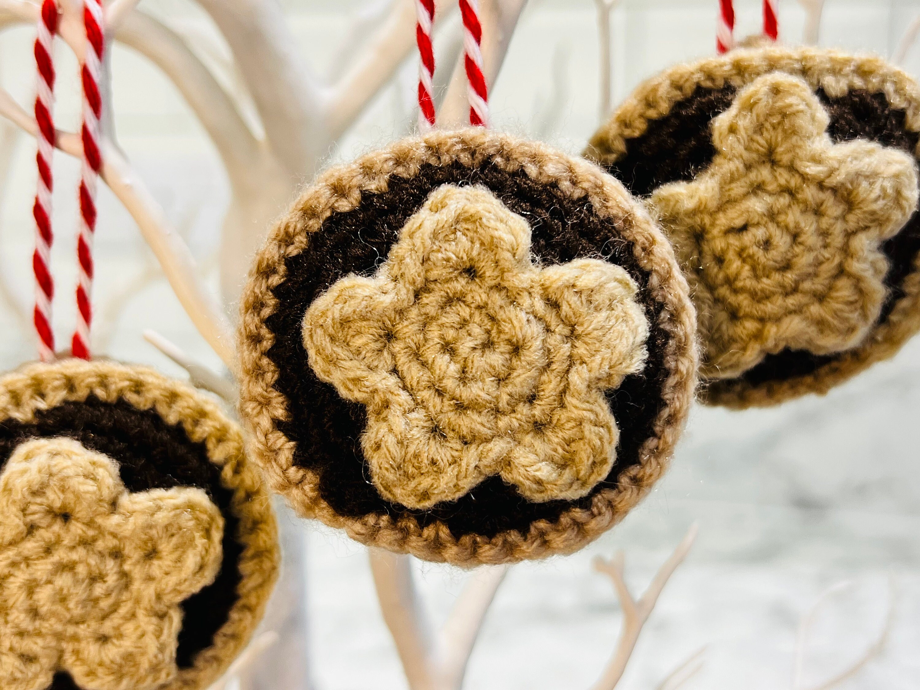 PDF PATTERN - Crochet Mince Pie Hanging Christmas Decoration - Etsy