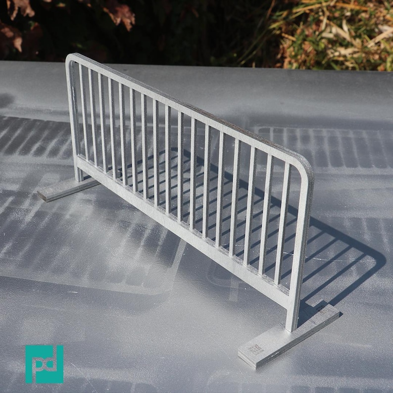 1:10 Scale Barricade Wooden - Etsy