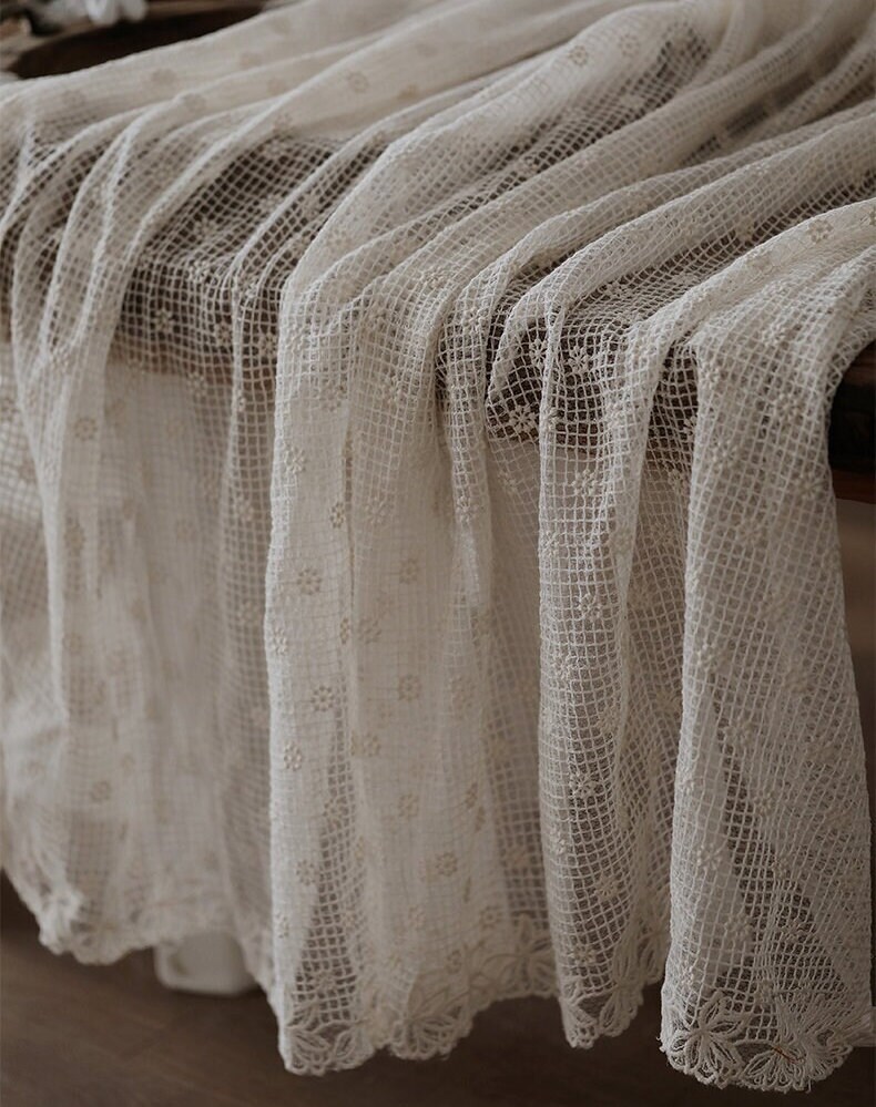 Custom Daisy Waffle Lace Embroidered Tablecloth/white Lace Wedding ...