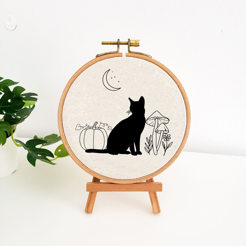 Black Cat With Moon Embroidery Pattern, Halloween Cat Embroidery ...