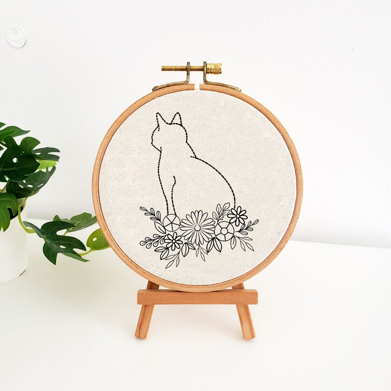 Flower Cat Embroidery PDF Pattern, Cat Hand Embroidery Design, Floral ...