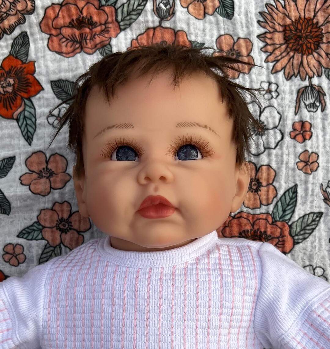 Ashton Drake Olivia Gentle Touch Doll. 19 Inches. Left Hand Opens and ...