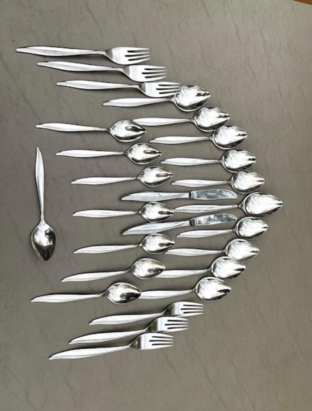 MCM Oneida Flatware, Pattern is Textura, Pattern Code OHSTEX, Glossy ...