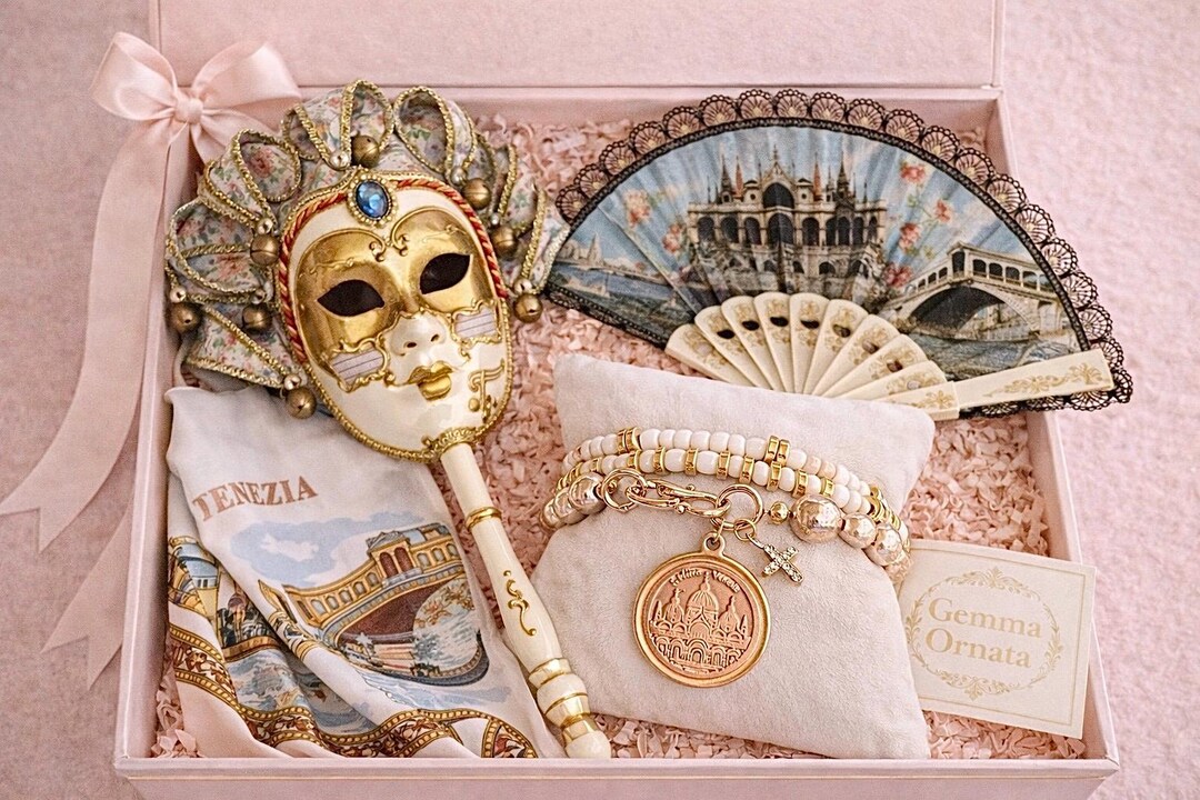 Venice Carnivale Boxed Gift Set - Imported Venetian Mask From Italy ...