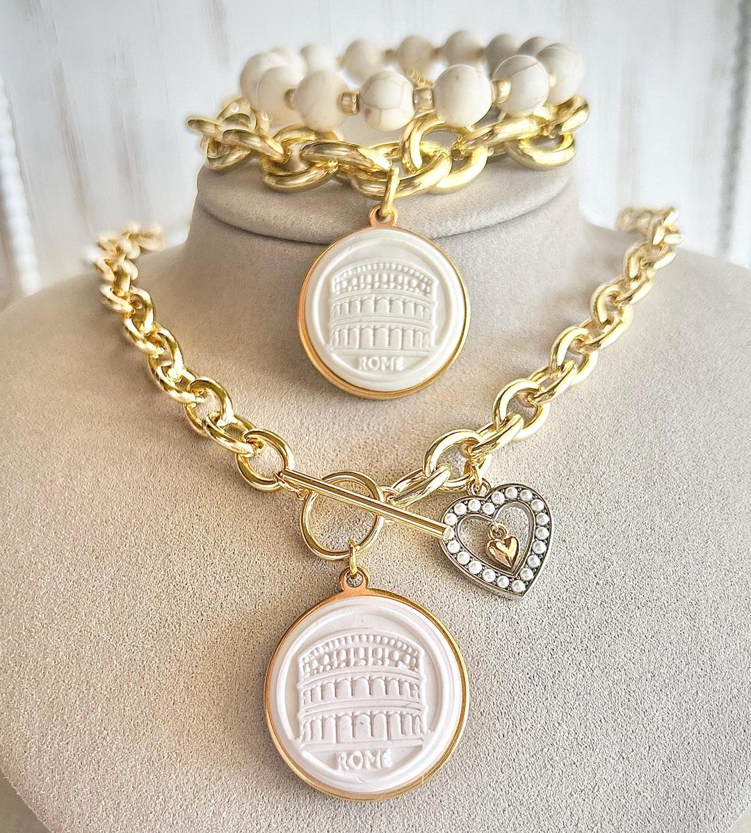 Ancient Roman Colosseum Jewelry Set, Rome Necklace, Roman Earrings ...