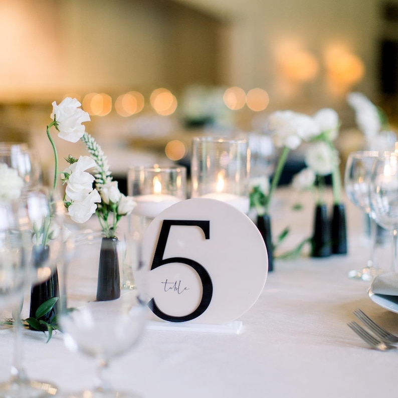 Round Table Number, White Circle 3 D Acrylic Table Numbers, Modern ...