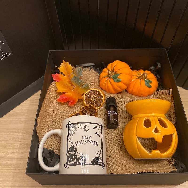 Halloween Gift Box - 60+ Gift Ideas for 2025
