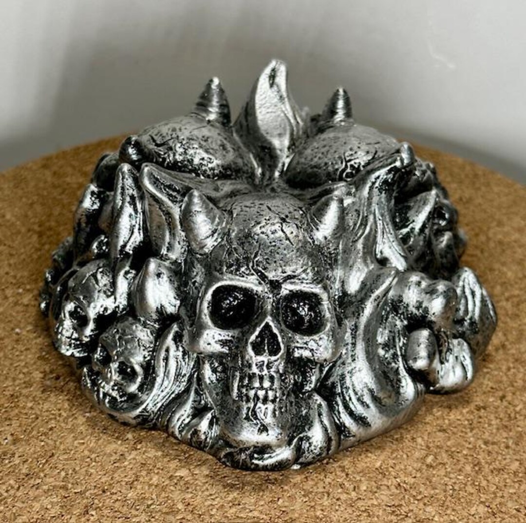 Skull With Horn Sphere Holder, Devil Hellfire Sphere Stand, Lost Souls ...