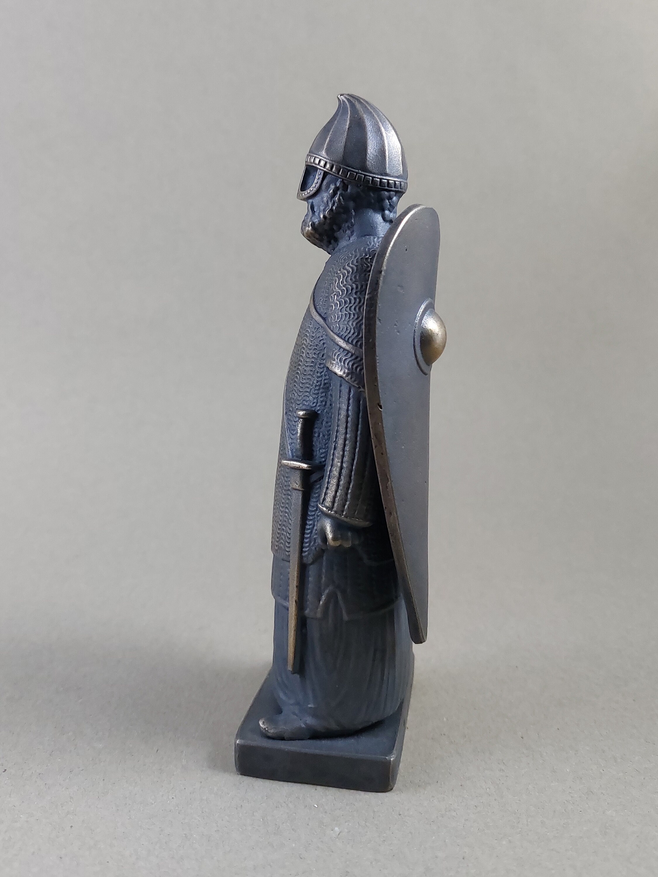 Crusader of the First Crusade, 11th Century Crusader Figure, Bronze ...