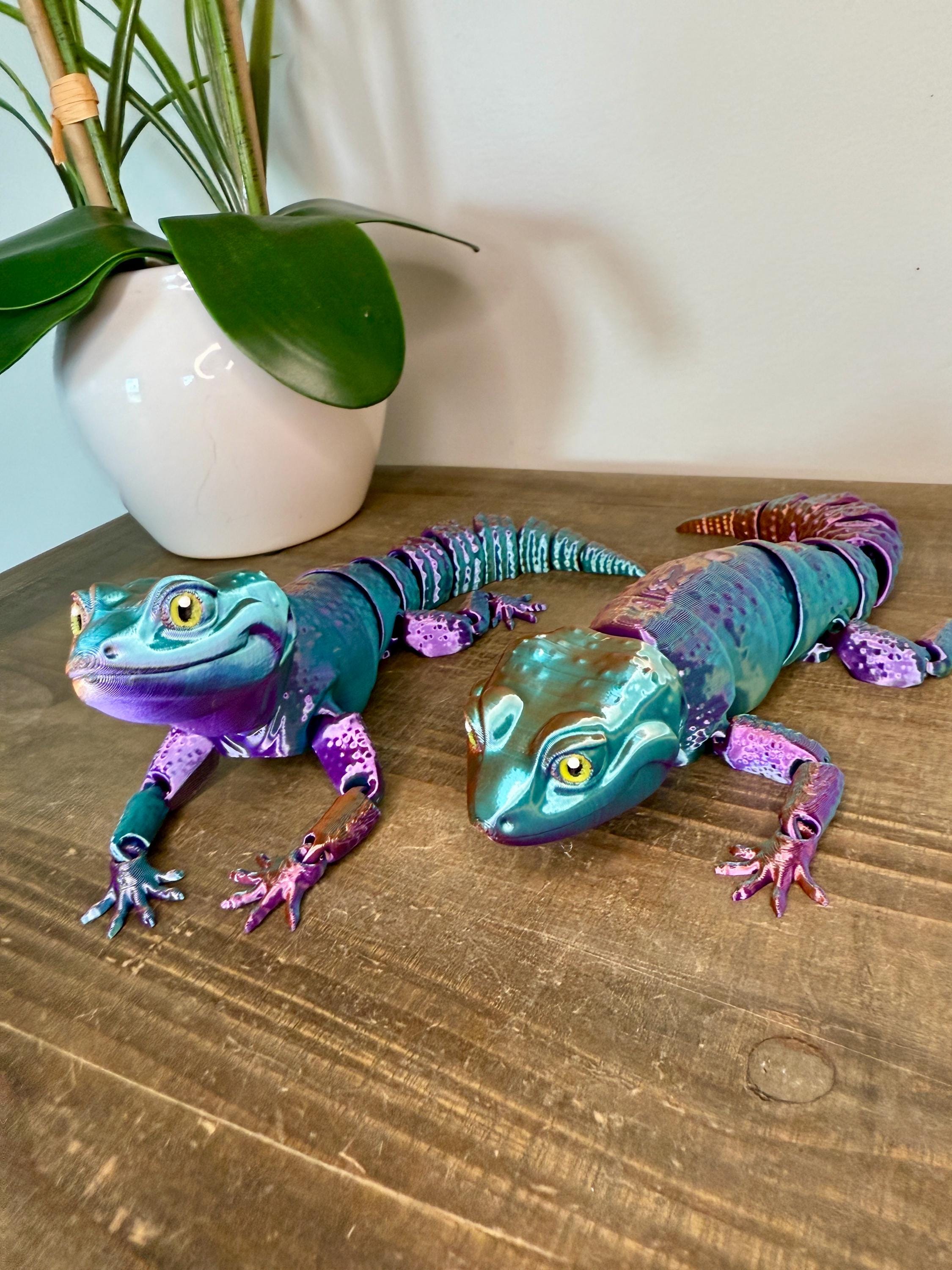 The Wiggly Pet You Didn’t Know You Needed – 3D Printed Articulated Lizard Toy, Tri-color Reptile ...