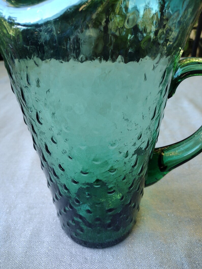 Vintage MCM Green Teardrop Texture Pinched Spout Glass Pitcher - Etsy