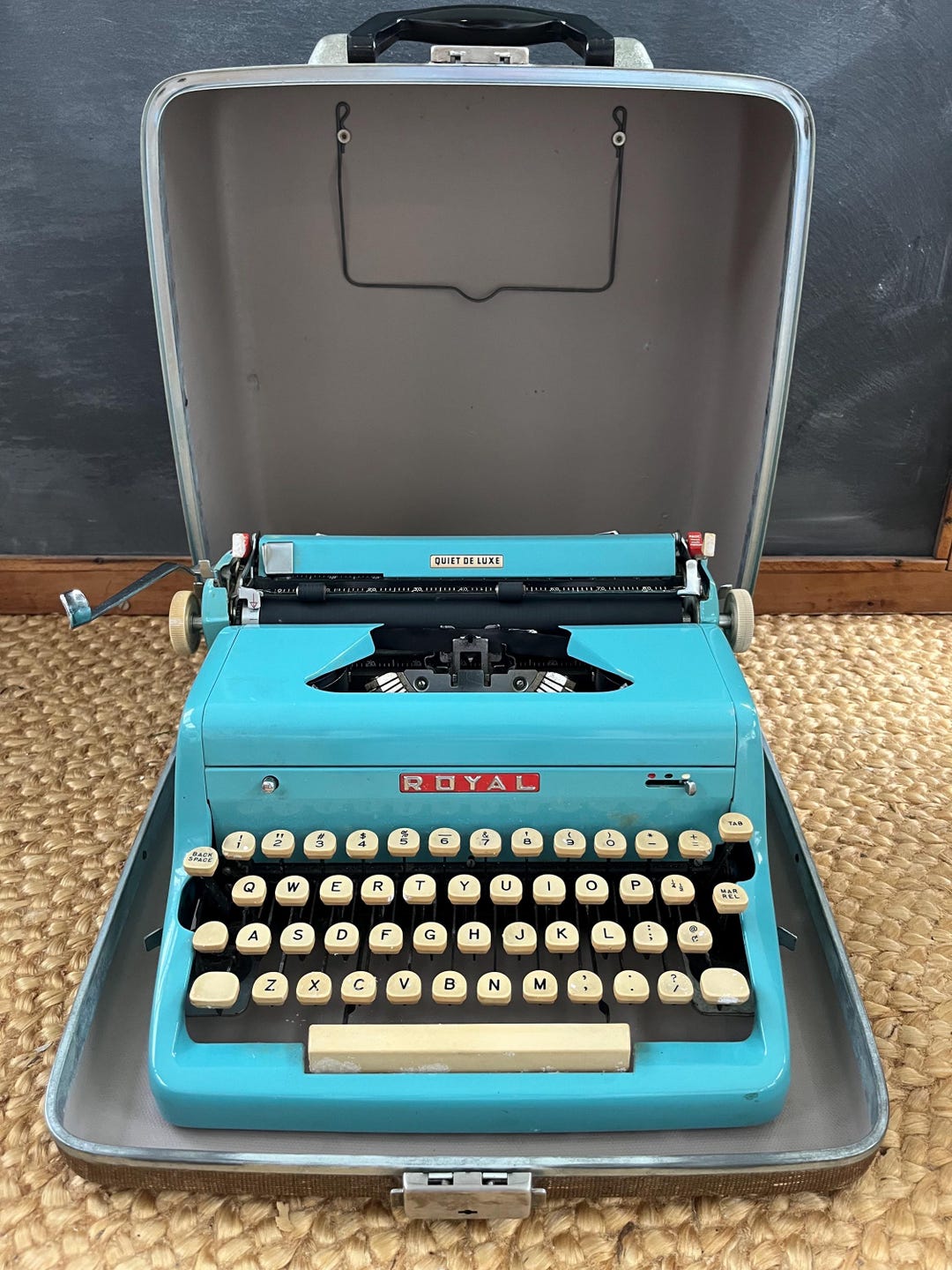 Vintage 1950s Royal Quiet Deluxe Typewriter, Turquoise, Aqua, Vintage ...