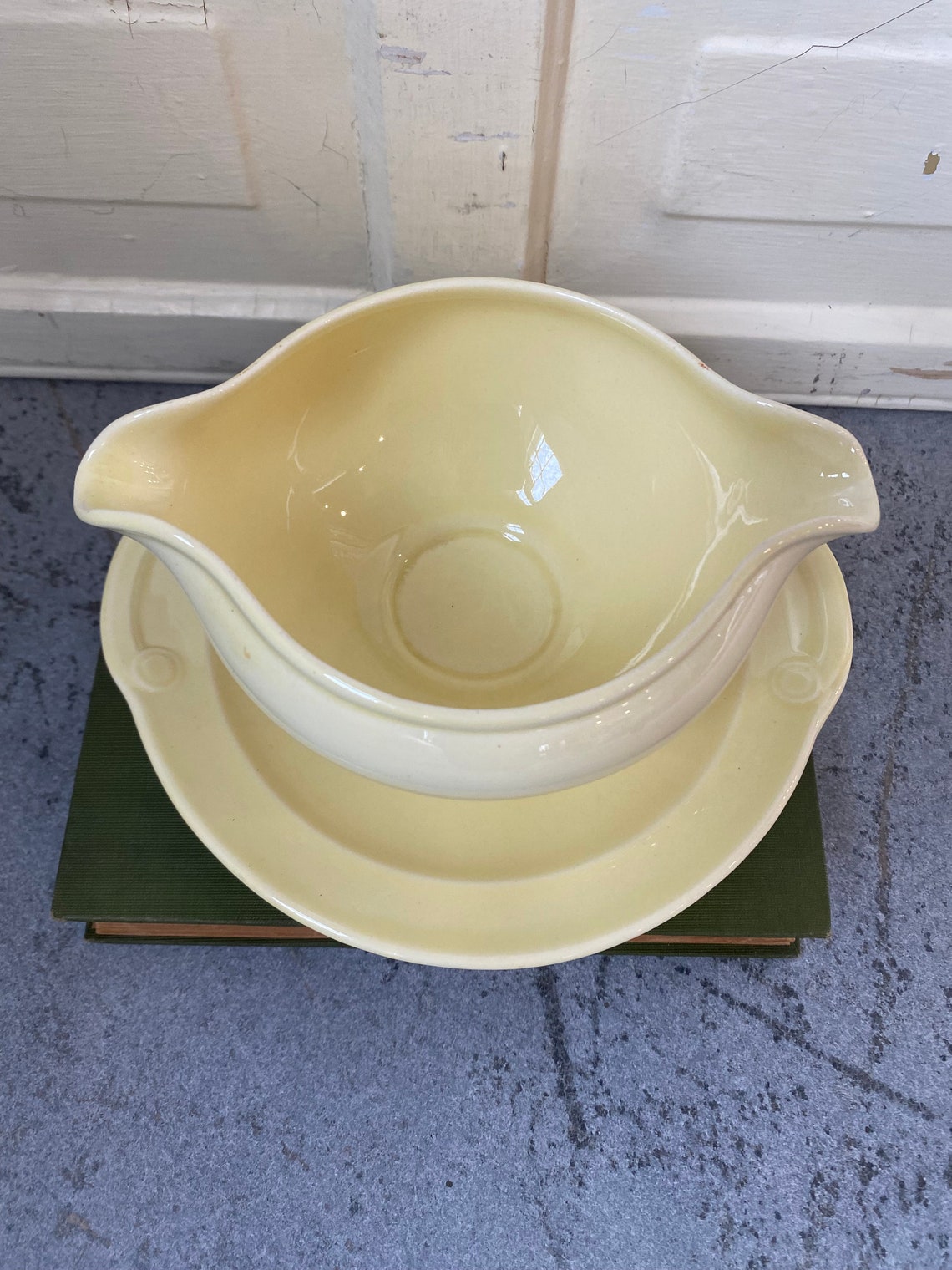 Vintage Pastel Yellow Taylor Smith Taylor Lu-ray Gravy Boat With Attached Saucer, Farmhouse ...
