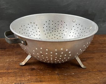 Rare Heart Design Vintage Aluminum Footed Colander - Large - With ...