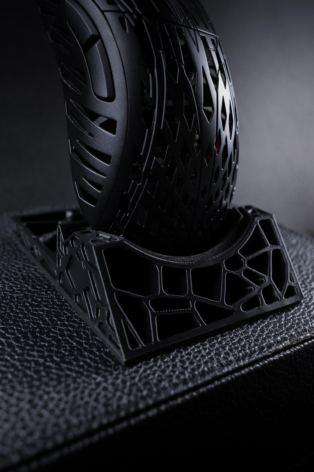 3D Printed Mouse Stand Dock: Gaming & Office Desk Accessory - Etsy