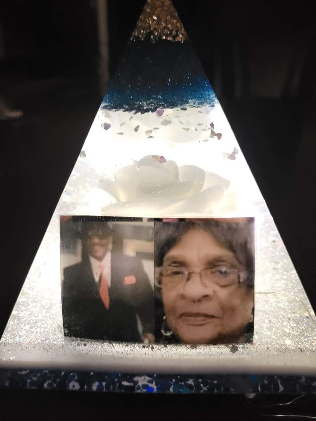 Memorial Gift, Pet Memorial Pyramid, Large Resin Memorial, Keepsake ...