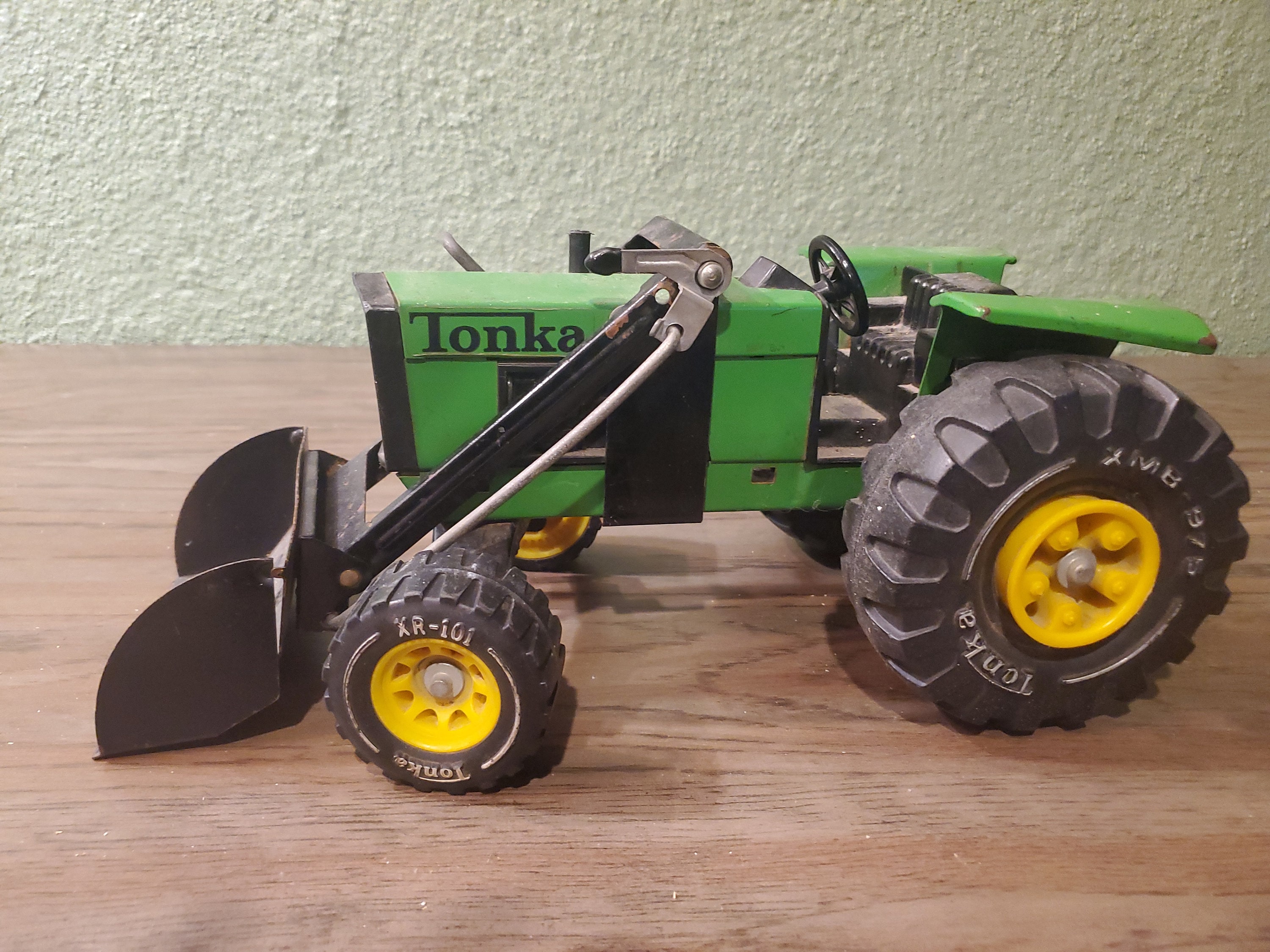Vintage Tonka 1970s Green Tractor With Front Loader - Etsy