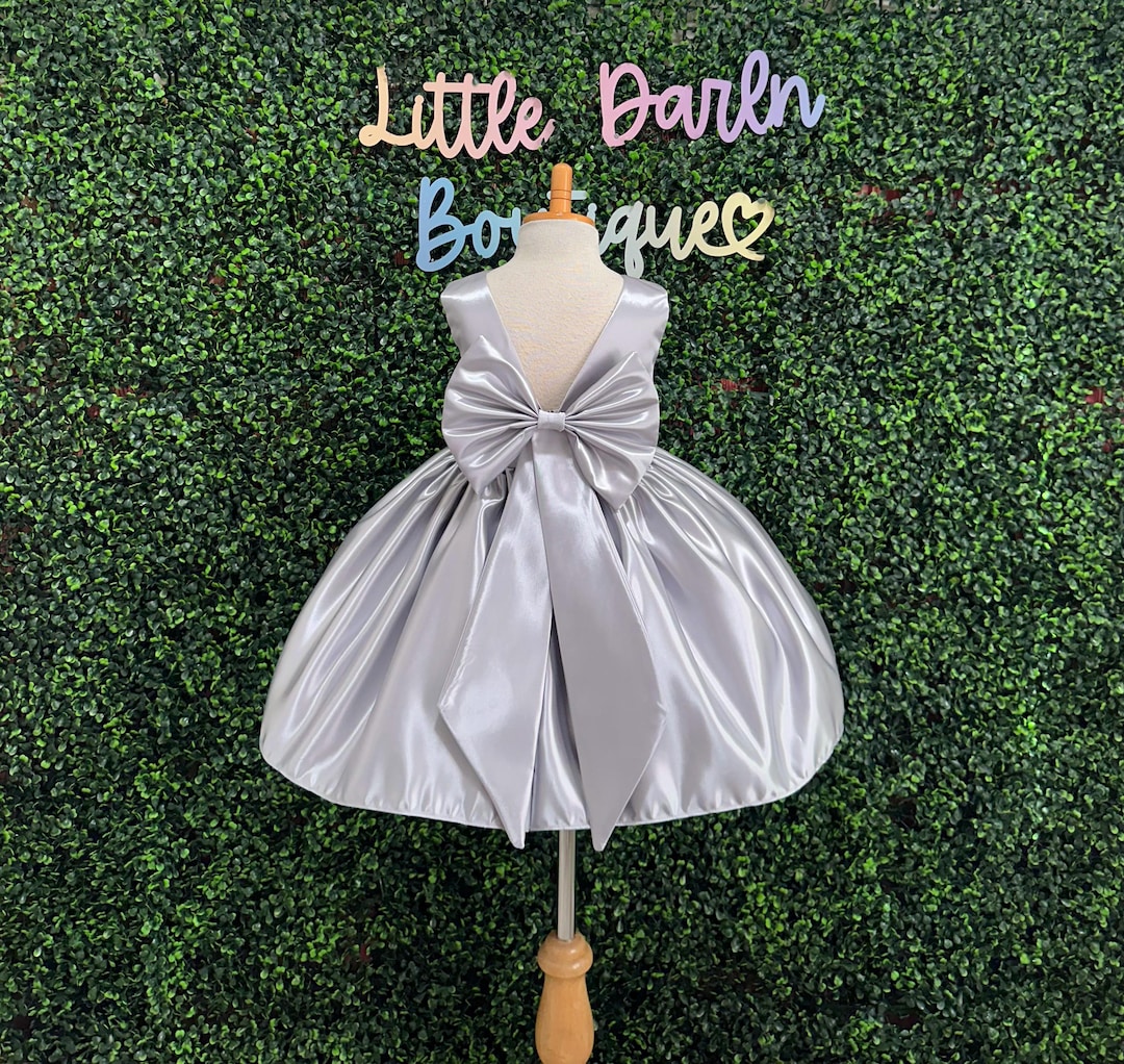 Silver Winter Flower Girl Christmas Satin Knee Length Sleeveless V-back ...