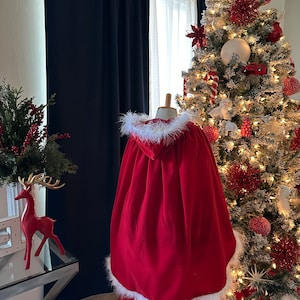 Black & White Checkered Holiday Cosplay Winter Christmas Red Cloak ...