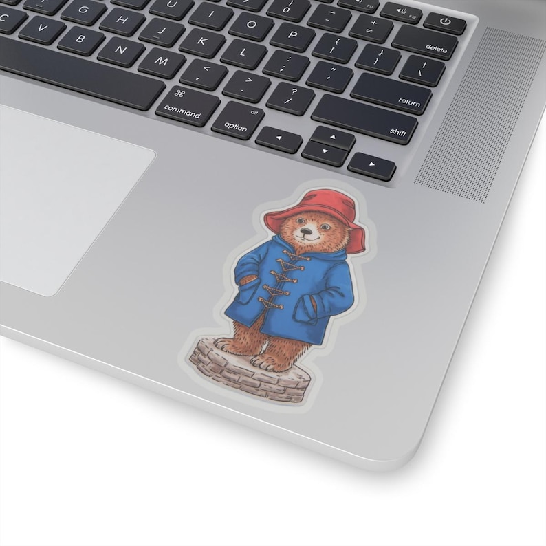 Paddington Bear Vinyl Sticker, Adorable Kiss-cut Decal for Kids ...