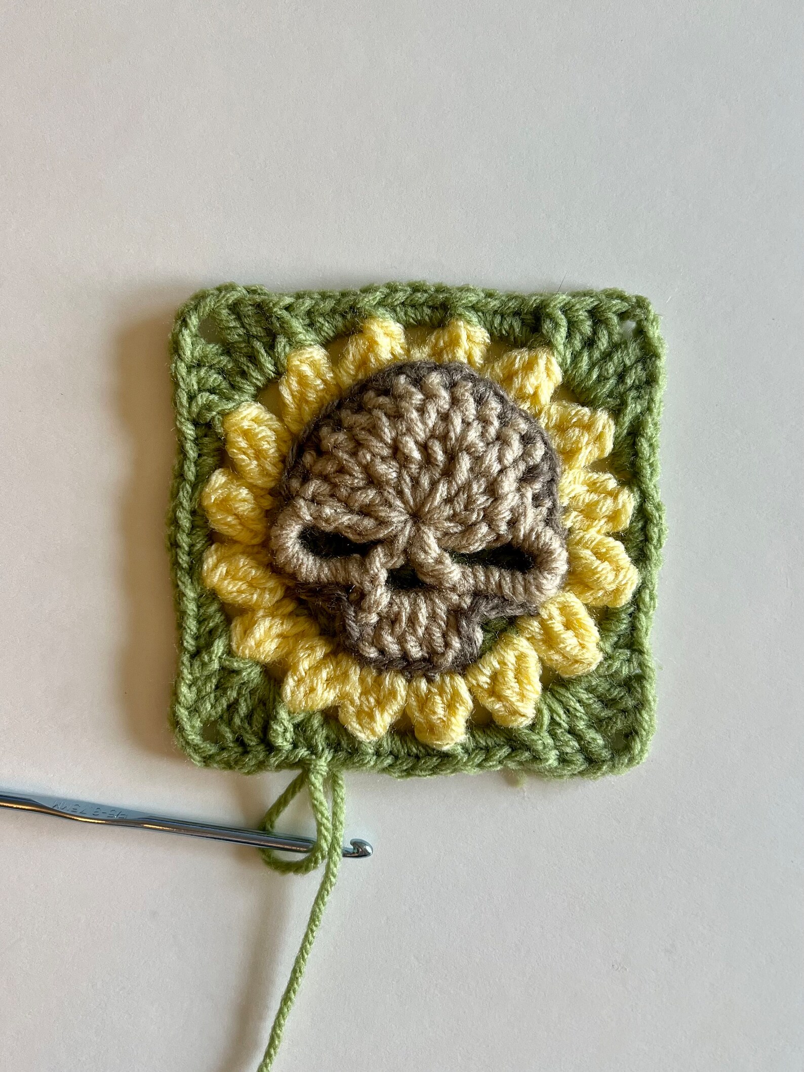 Skull Granny Square: Crochet Skull Sunflower Granny Square PATTERN ...