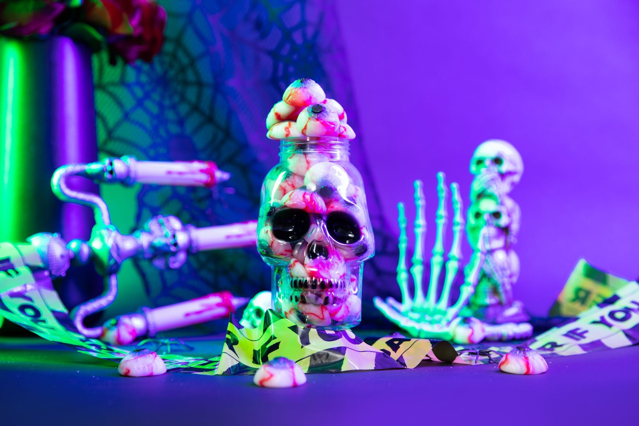 Halloween Candy Skull Jar With Bloodshot Gummy Eyeballs - Etsy