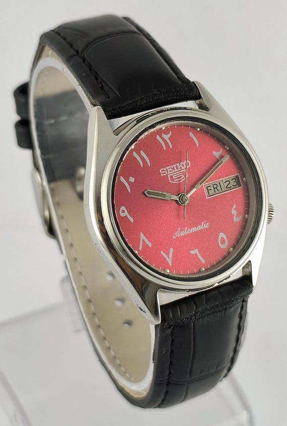 Vintage Seiko 5 Automatic Red Dial Day/Date Cal.7019 … - Gem