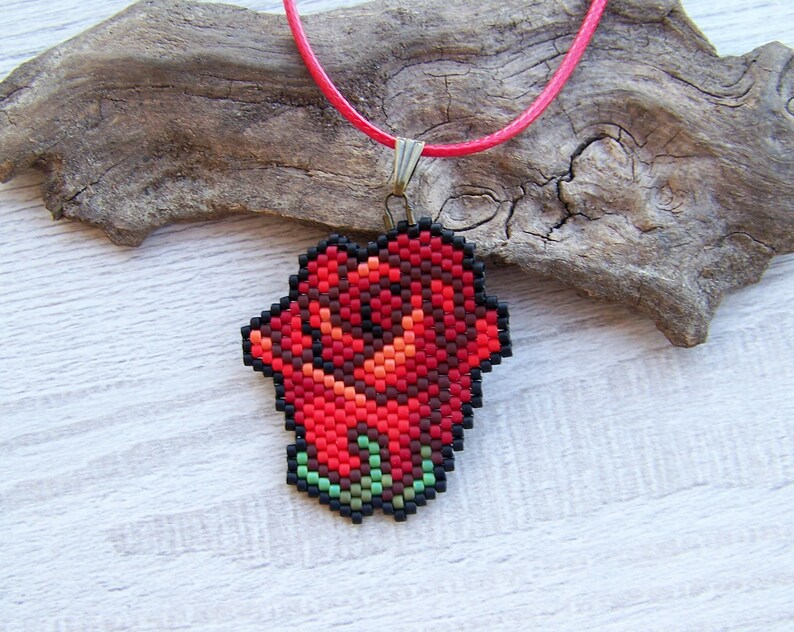 Red Rose Brick Stitch Pattern, Beading Rose Earrings or Pendant Pattern ...