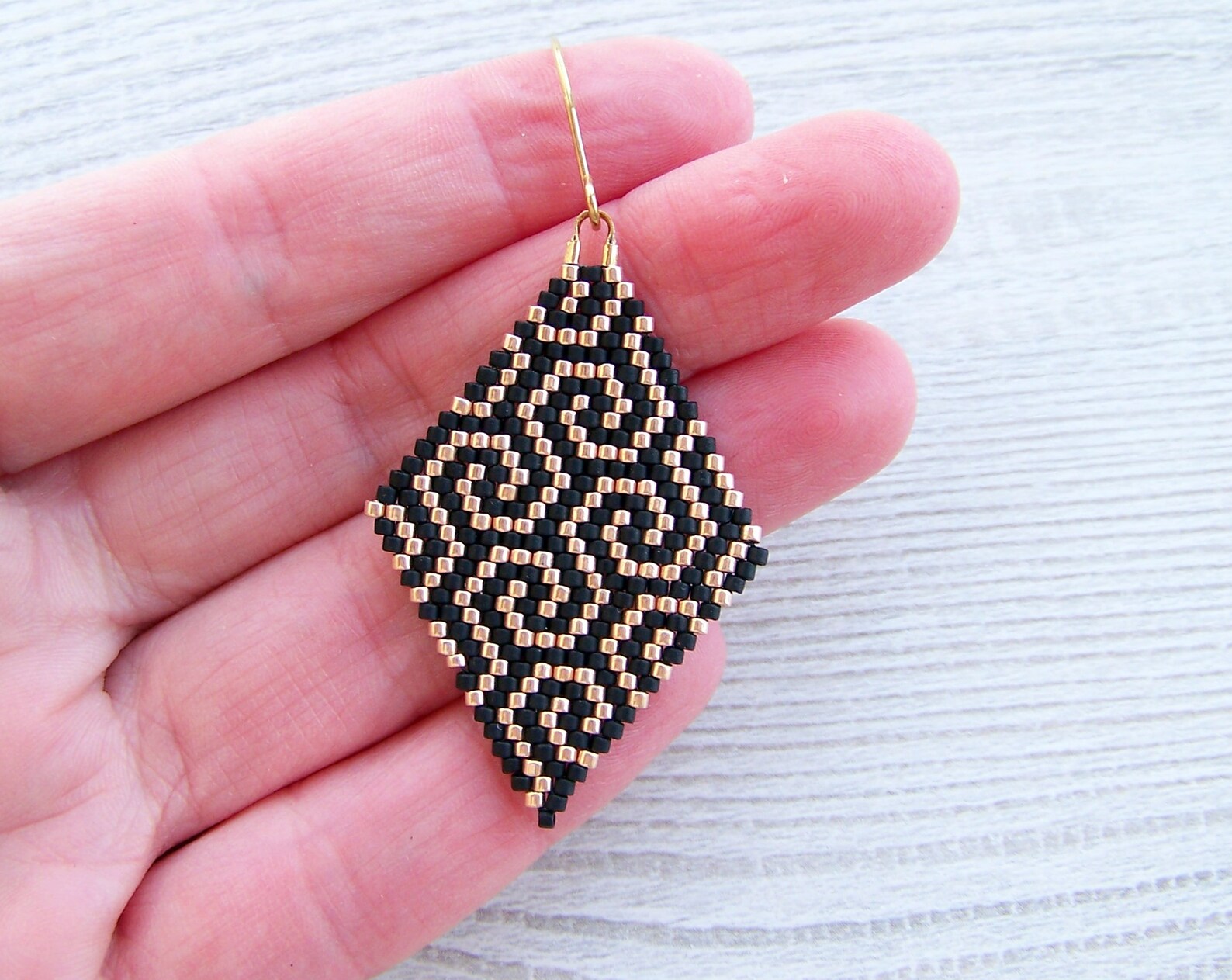 Black Gold Earrings Pattern, Rhombus Shape Geometric Brick Stitch ...