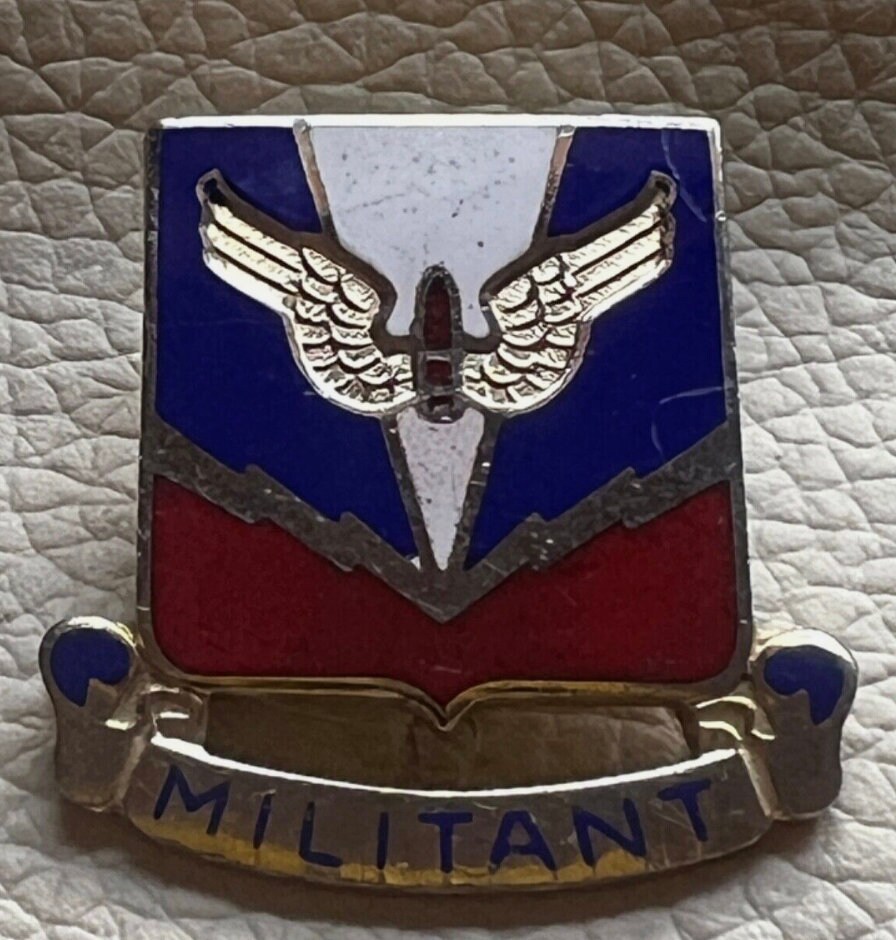 Vintage Us Army Air Defence Artillery School militant Pin Badge Lapel ...